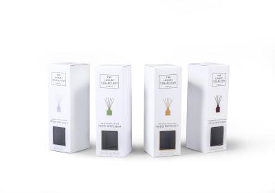 Cina Scatole di carta d'imballaggio Reed Diffuser Package Box Printing della candela del taglio della finestra in vendita