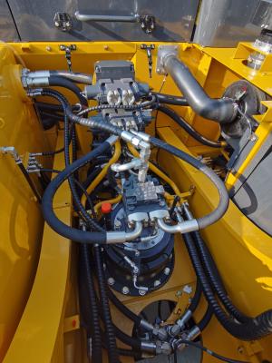 Κίνα Μέγιστη ακτίνα ανασκαφής 6150-14110 SH220 20T 35T 38T Excavator Crawler με Wood Grapple προς πώληση