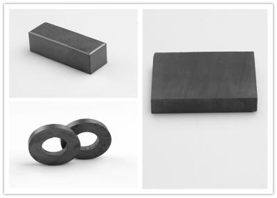 Cina Magneti ceramici su misura della ferrite di SrO Fe2O3 del magnete della ferrite sinterizzati forma in vendita