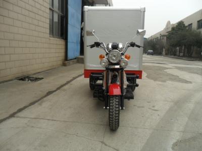 Cina Triciclo chiuso del carico del contenitore di frizione di Manul dell'azionamento di asse, triciclo Trike della benzina in vendita