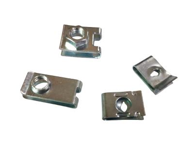 Cina Nocciolo di pinza a forma di U in acciaio inossidabile Fasciatore resistente alla corrosione per tubi, cavi e supporti strutturali, disponibile in più dimensioni in vendita