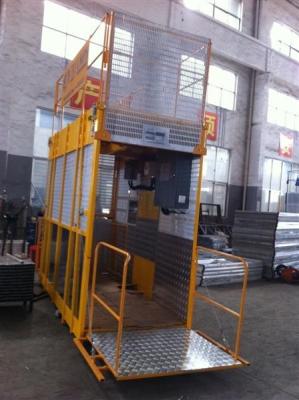 Cina Elevatore della gru della costruzione di stile della porta della rampa, attrezzatura di sollevamento della costruzione in vendita