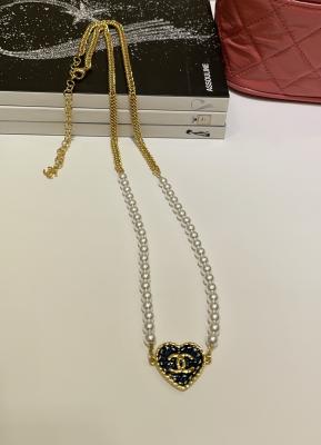 China 2 In 1 Retro Heart Luxury Pendant Necklace Gold Denim With Pearl Waist Chain for sale