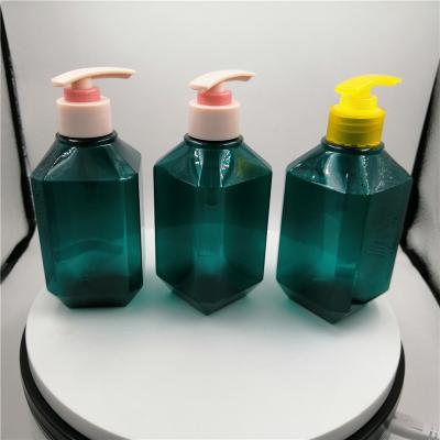 Cina L'erogatore vuoto durevole resistente della pompa 250ml di caduta imbottiglia per il bagno in vendita