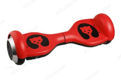 中国 子供のスクーター 4.5inch 小型スマートな 2 はハムレットが付いている自己のバランスをとるスクーターを動かします 販売のため