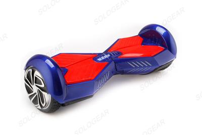中国 6.5 インチのスクーターのバランスのスクーターの自己バランスをとる車異なった色スポーツ・ファンのためのまたはおもちゃまたはギフトとして 2 つのモーター 販売のため