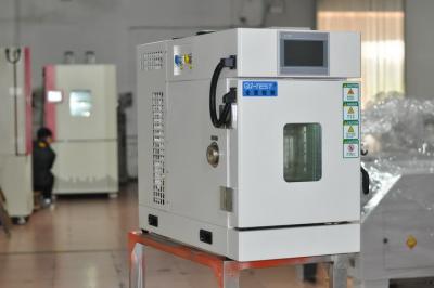 Chine Type compact de bureau chambre d'essai de remplaçant d'humidité de la température avec l'informatique puissante à vendre