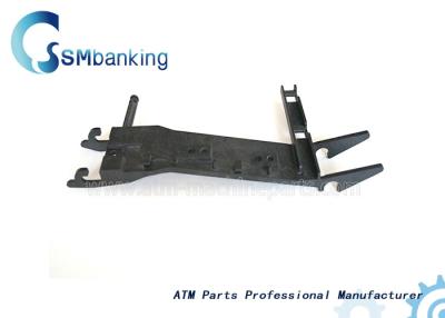 中国 4450676834自動支払機NCR P86ガイドの出口の甲革445-0676834 販売のため