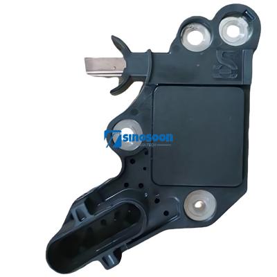 Cina Sinotruk Howo T7 Heavy Truck Parts Generator Regulator 1100911 80-100A for Replace/Repair in vendita