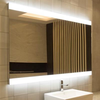 Cina Luce specchio da bagno a led decorativa personalizzata con altoparlante musicale e forma rettangolare in vendita