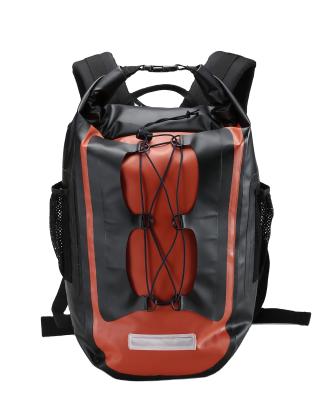 Cina zaino di transizione di triathlon del PVC 500D di 31*19*55cm per il riciclaggio di campeggio in vendita