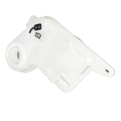 Cina Serbatoio di espansione automobilistico Audi A3 4F0121403C 4F0121403N 4F0121403G in vendita
