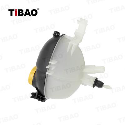 Cina 2045000049 Serbatoio del liquido di raffreddamento per auto per Mercedes Benz W204 in vendita