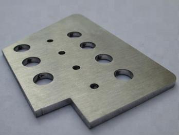 Cina OEM Precision CNC Machining Laser Cutting Service Laser Cut Wall Decoration Steel Parts in vendita