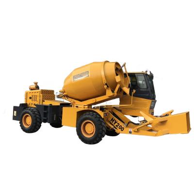 Chine Mélangeur de béton HY-260 auto-chargement 2,5 cube avec moteur Yunnei 76kw à vendre