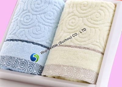 Cina L'asciugamano ricamato eleganza elegante pura di colore e fresca fissa il beige blu rosso in vendita