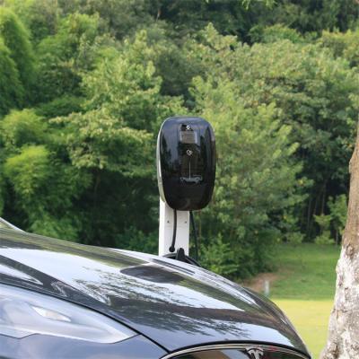 Cina IP65 Caricabatteria per auto elettrica trifase impermeabile 16A Caricabatteria da parete elettrico Bluetooth in vendita