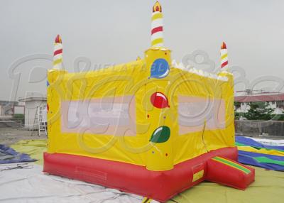 Cina Torta di compleanno con i buttafuori gonfiabili commerciali delle candele per gli affitti dell'interno in vendita
