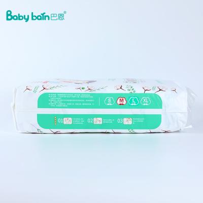 Cina Non Woven Fabrics Disposable Soft Baby Diapers Colorful Design in vendita