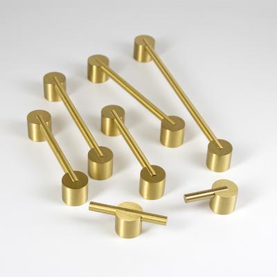 Cina Cabinet pull brass handles Cabinet Drawer Handle Pure Copper Wardrobe Door Handle in vendita