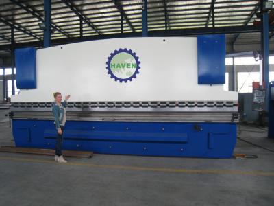 Cina L'acciaio del freno della pressa idraulica della macchina piegatubi della lamiera sottile del piatto di CNC ha saldato la struttura in vendita