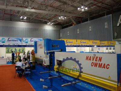 Cina Tagliatrice idraulica della lamina di metallo della cesoia a ghigliottina di CNC 415V in vendita