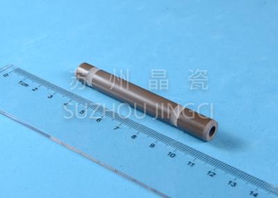 Cina Asse ceramica dell'allumina di Brown con alta resistenza all'abrasione delle scanalature 95% in vendita