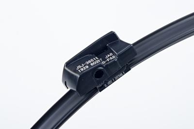 China Outstanding Cleaning Performance All-Weather Silicone Wiper Blades for Durability and Reliability for sale