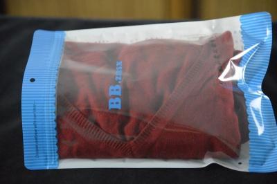 China O fechamento do fecho de correr do polietileno está sacos acima de empacotamento para a roupa dos esportes à venda