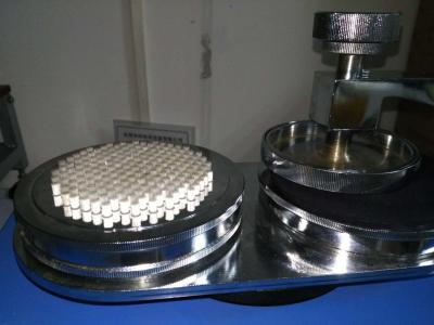 China LÄRM 53863,2 Gewebe Pillings-Prüfvorrichtungs-Kreisbahn von 40mm Durchmesser zu verkaufen