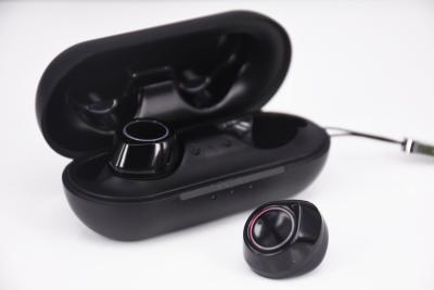 Cina Piccole vere Earbuds cuffie senza fili impermeabili Bluetooth V5.0 di sport TWS Sweatproof in vendita
