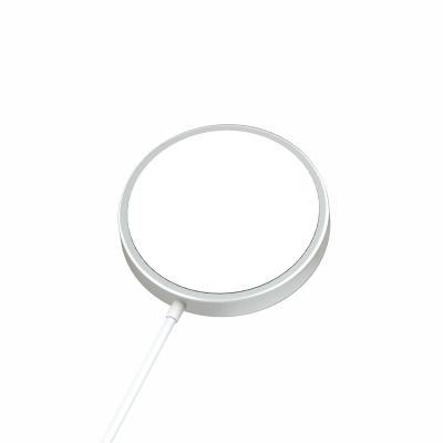 Cina 7.5w 9v 2.22a che posiziona il caricatore senza fili magnetico bianco di QI di adsorbimento automatico in vendita