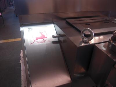 China El émbolo 3 echó el homogeneizador mecánico de acero de los jugos en venta