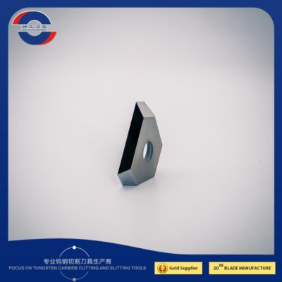 Cina Lame industriali su ordinazione di taglio rotatorie del tungsteno della lama del frantoio del carburo 45X40X35mm in vendita