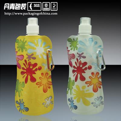 Cina borsa su misura con il sacchetto liquido d'imballaggio liquido del becco speciale con il becco e la maniglia speciali in vendita
