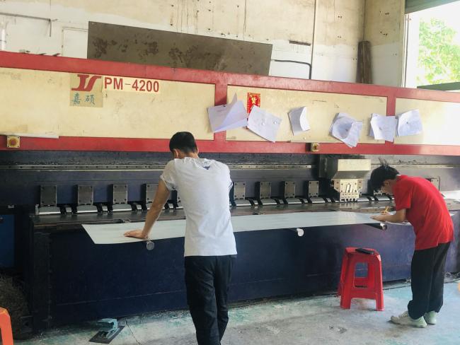 Metal Sheet Processing Workshop - Stainless Steel Cabinet Fabrication
