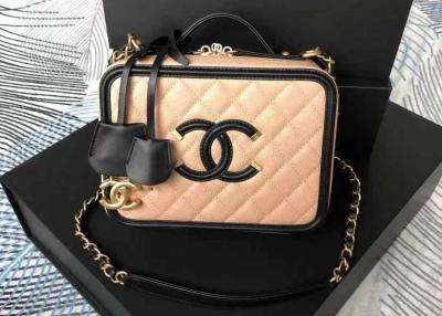 Cina Chiusura di Bag With Flap del progettista delle signore di trucco 21cm della pelle bovina del modello della lettera in vendita