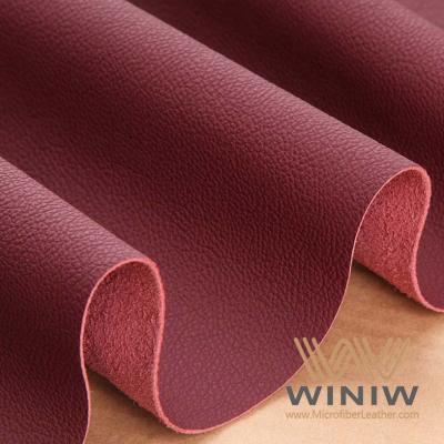 Cina tessuto da arredamento molle di cuoio del Faux resistente all'uso di 1.3mm spazzolato per le automobili in vendita