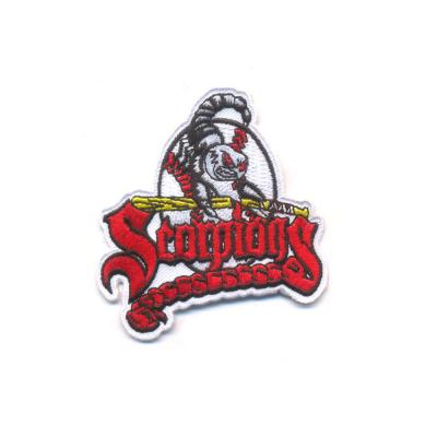 Cina Factory Wholesale Letter Embroidery Patches Iron On Backing Any Size / Shape Design in vendita