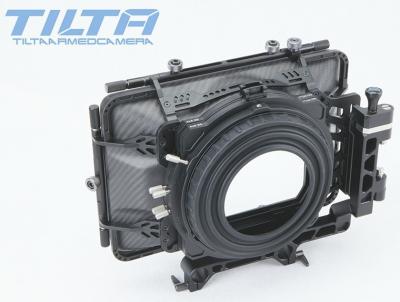 Cina Scatola opaca MB-T04 di Tilta della fibra leggera del carbonio per 15mm/19mm Rod in vendita