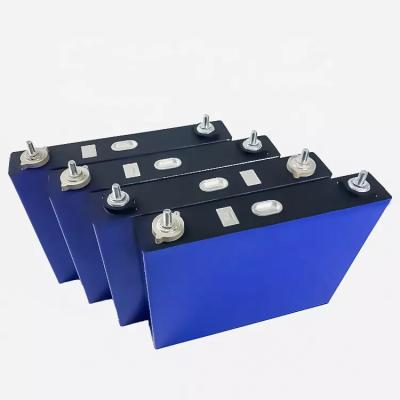 中国 RV/LiFePO4 電池のための家のエネルギー貯蔵のリチウム イオンプリズム細胞 3.2V 125Ah の等級 A 販売のため