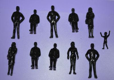 Cina l'alto modello di scala di 1:50 di 3.5cm ha dipinto le figure nere per le figure dell'asiatico della disposizione del treno in vendita