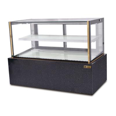 China Anti Fog Cake Display Cabinet 220V 50HZ Refrigerated Bakery Display Case for sale