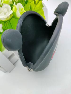 Cina Il silicone molle dell'OEM gioca la forma nera dell'orso del fumetto delle borse riutilizzabili in vendita