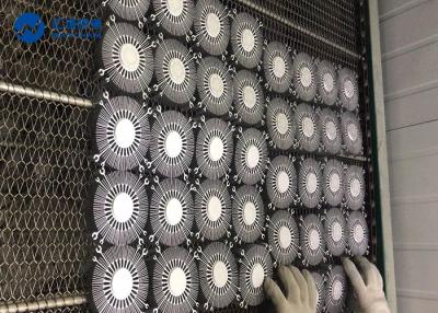Cina L'argento di alluminio del dissipatore di calore espulso 6063 leghe ha anodizzato la conduzione di calore veloce in vendita