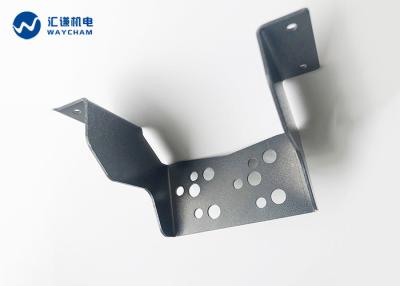Cina Metallo galvanizzato di piegamento di perforazione che timbra le parti per la recinzione della serratura di porta in vendita