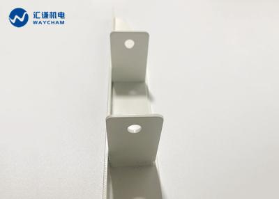 Chine Métal de galvanoplastie de revêtement blanc de poudre emboutissant le support de climatisation de pièces à vendre