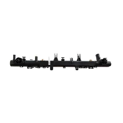 Chine CU13345 Radiateur en aluminium et réservoir d'eau en plastique pour Chevrolet Camaro Cabriolet 3.6 à vendre