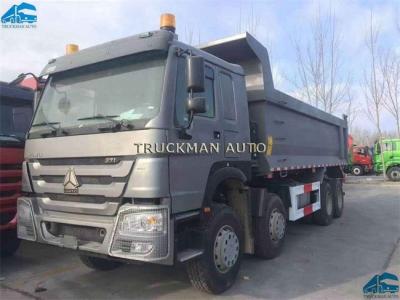 中国 8x4頑丈なダンプ トラック12の荷車引きユーロIIのエミッション規格に荷を積む40-50トン 販売のため