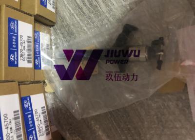 Cina Iniettore di combustibile comune della ferrovia 095000-5550 33800-45700 per il CAMION 33800-45700 di HYUNDAI in vendita